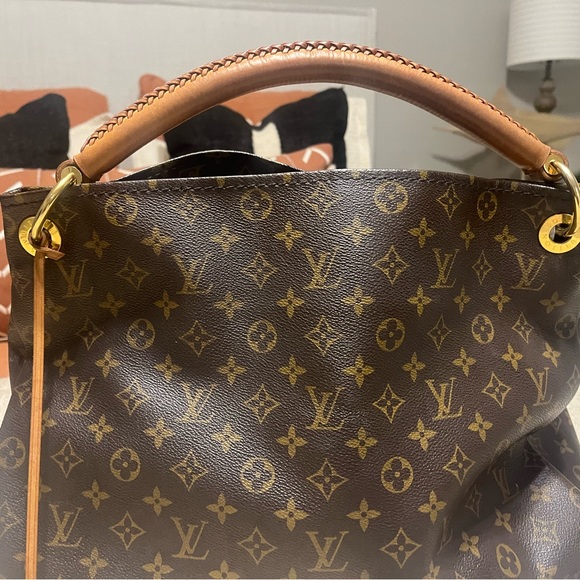 Louis Vuitton | Bags | Louis Vuitton Artsy Bag | Poshmark